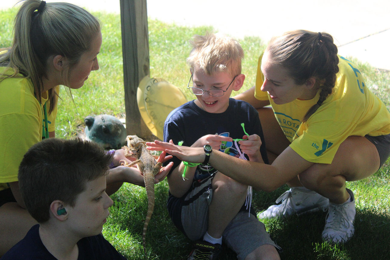 Rotary Camp Day Camp Programs | Akron Area YMCA Camps